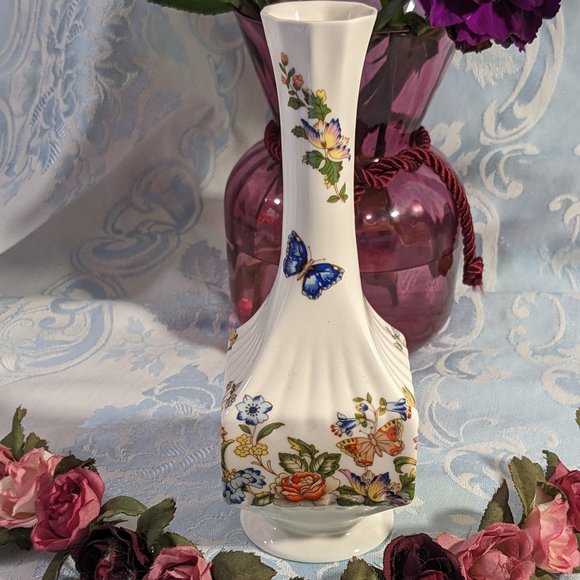 Aynsley | Accents | Vintage Aynsley Cottage Garden 7 Bud Vase Fine Bone ...